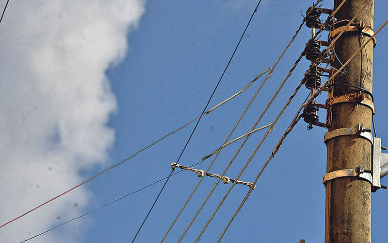 Eletricista Sofre Descarga E Morre Enquanto Trabalhava Em Poste • Dol