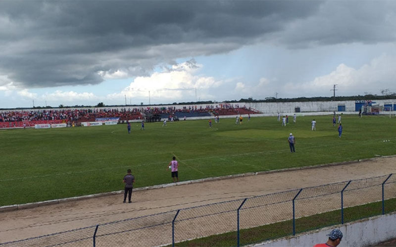 Bragantino vence de virada e larga na frente na Copa Verde • DOL Bragantino vence de virada e larga na frente na Copa Verde • DOL