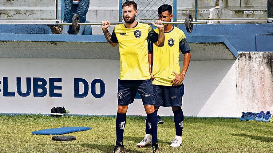 Douglas Packer é desfalque do Remo para o clássico Re-Pa • DOL