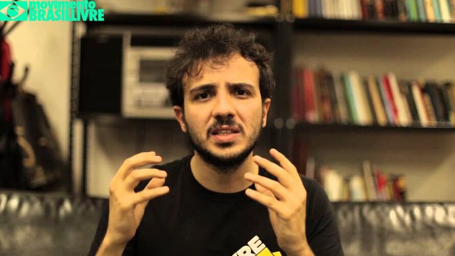 Receita diz que Líder do MBL criou estratégia para não pagar impostos • DOL Receita diz que Líder do MBL criou estratégia para não pagar impostos • DOL