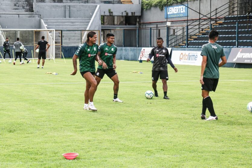Azulinos são liberados após Covid-19 e podem enfrentar o Gama-DF • DOL