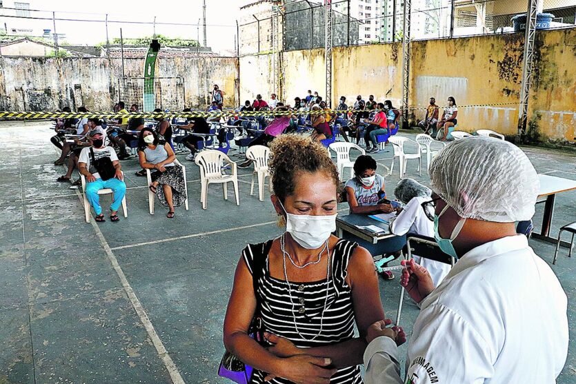 Vacinação em Belém depende de imunizantes; Pfizer chegou • DOL