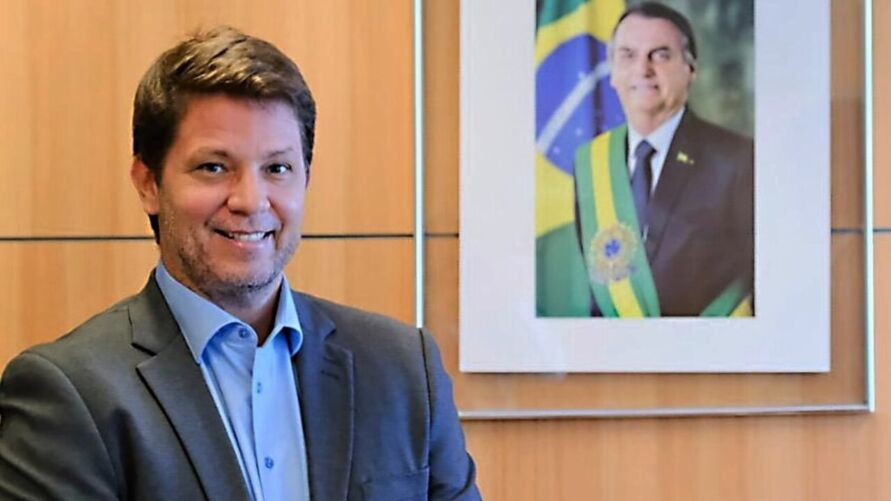 Frias contratou empresa sem funcionários por R$ 3,6 milhões • DOL