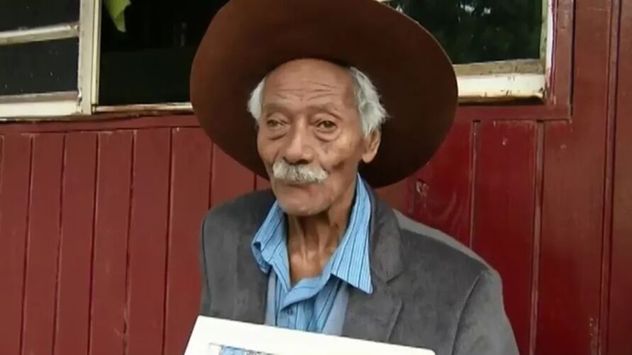 Brasileiro completa 120 anos e recebe bênção do Papa • DOL