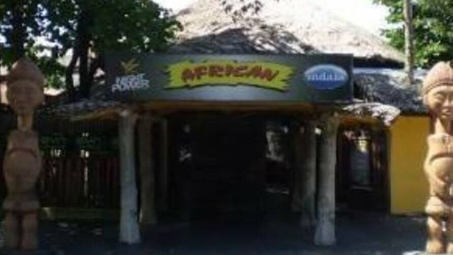 De volta ao African Bar: festa relembra casa noturna • DOL