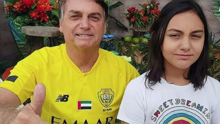 Reação de Laura Bolsonaro em aniversário viraliza nas redes • DOL