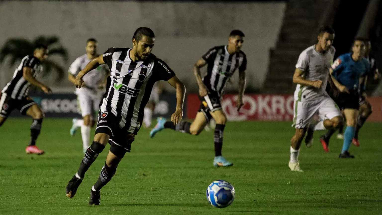 Botafogo-PB mantém suspense sobre escalação da última rodada • DOL