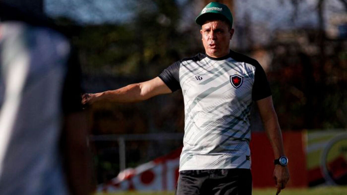 Técnico do Botafogo-PB faz ajustes para jogo contra o Remo • DOL