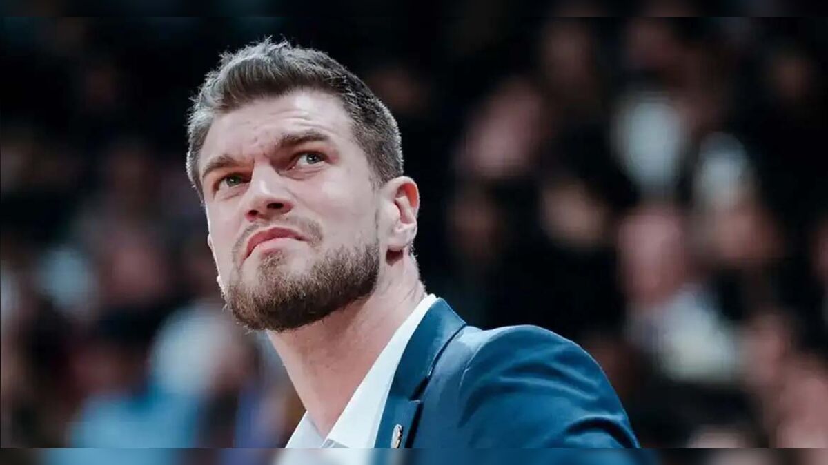 Tiago Splitter se torna o primeiro brasileiro técnico da NBA • DOL