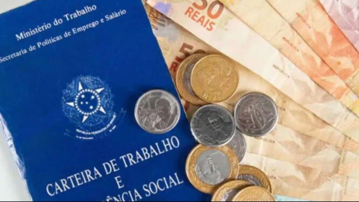 Governo oficializa salário mínimo em R$ 1.621 em 2026 • DOL