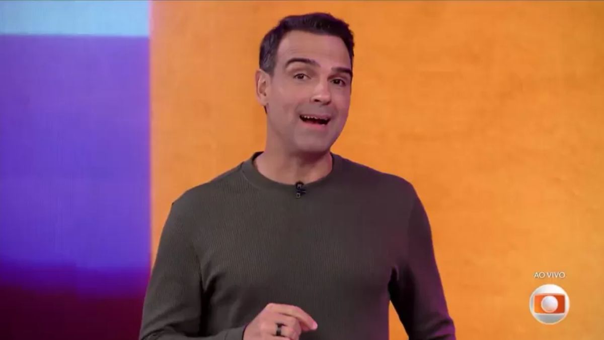 Tadeu Schmidt dá spoiler sobre “casal de gostosos” no BBB 26 • DOL