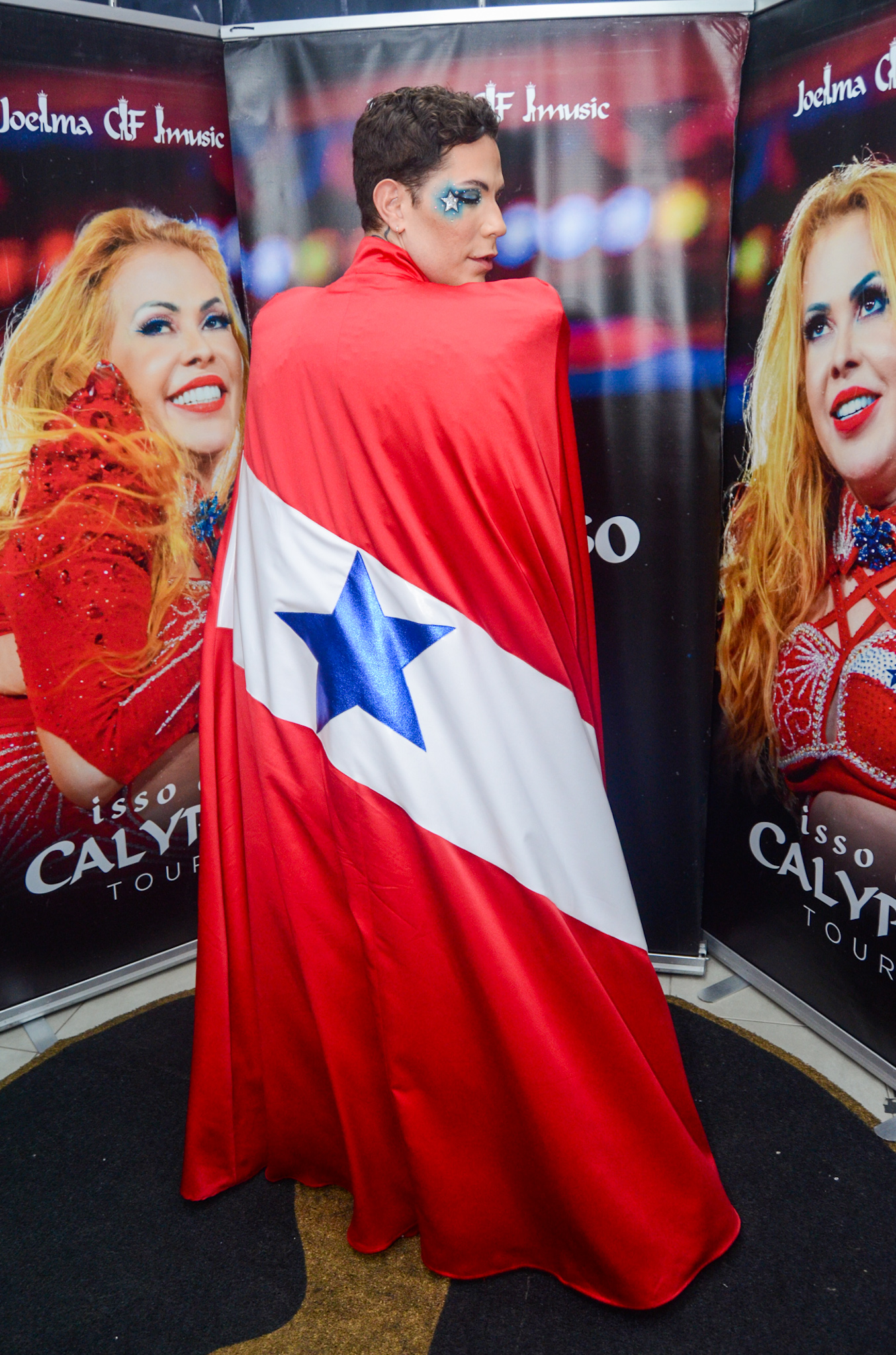 Christian Chávez, do RBD, posa com look da bandeira do Pará • DOL
